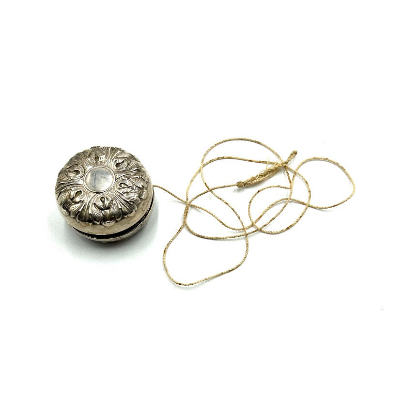 Sterling silver yoyo toy by American maker Gorham. Designed with acant ...