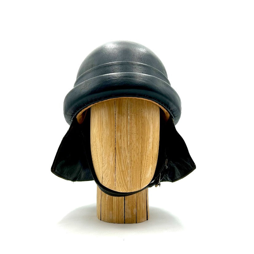 Original Italian Armored Division M35 helmet for tankers and motorcycl ...