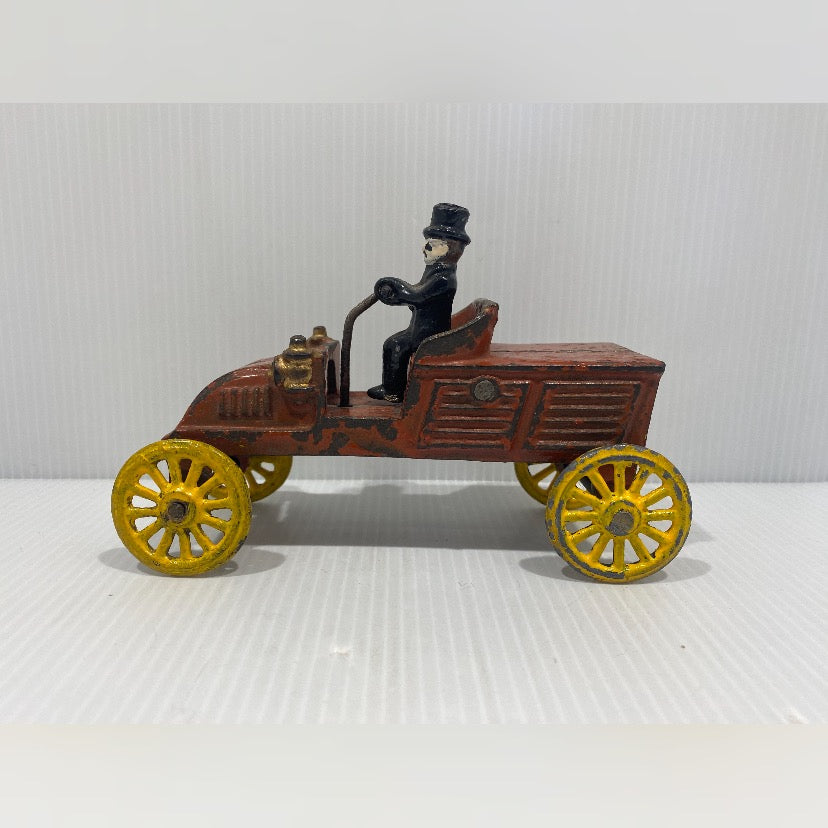 KENTON cast iron antique tiller car with original drivers. 1920s ...