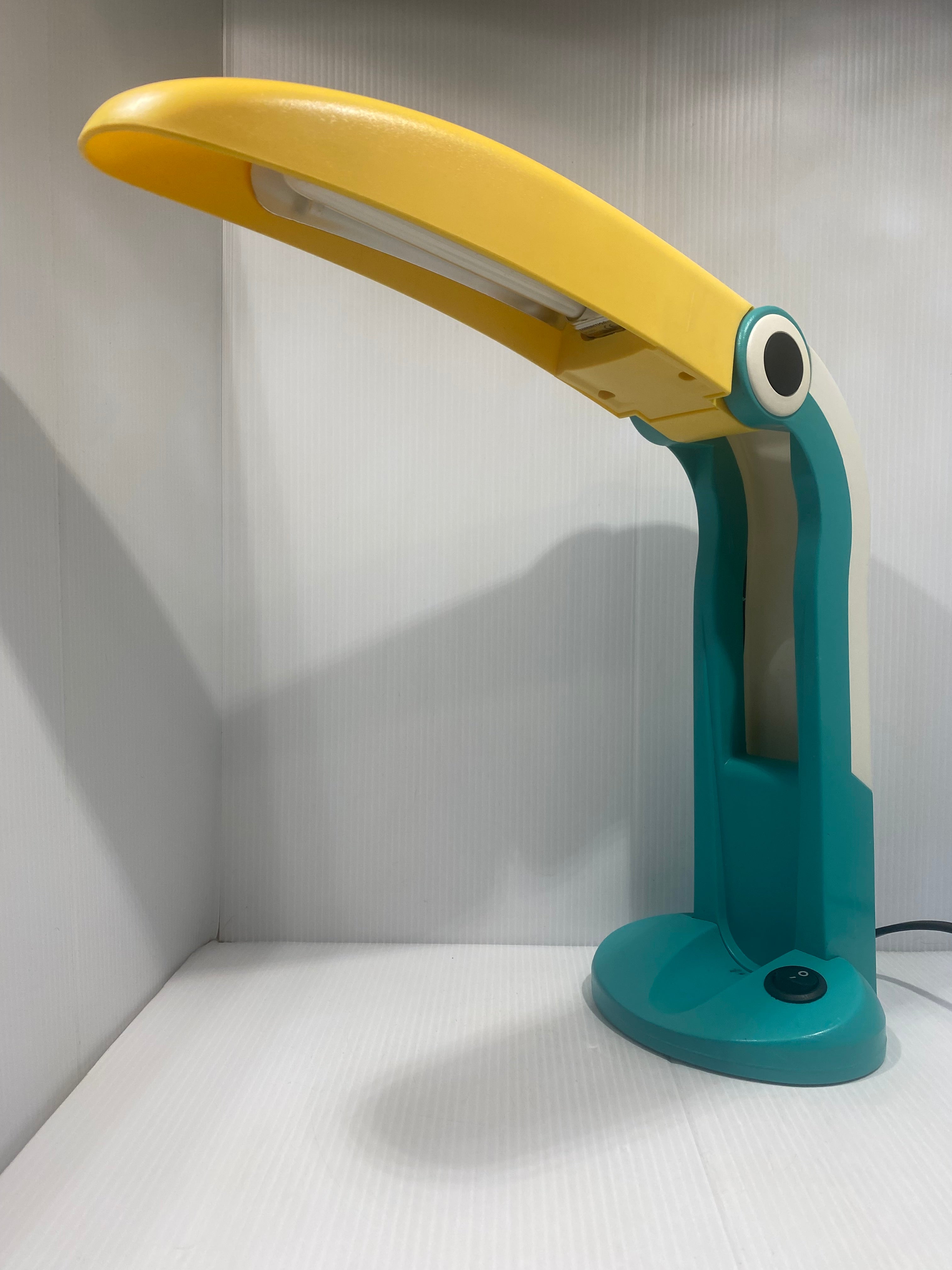 Funny and beautiful Toucan lamp, designed by H.T. Huang in the 80s ...