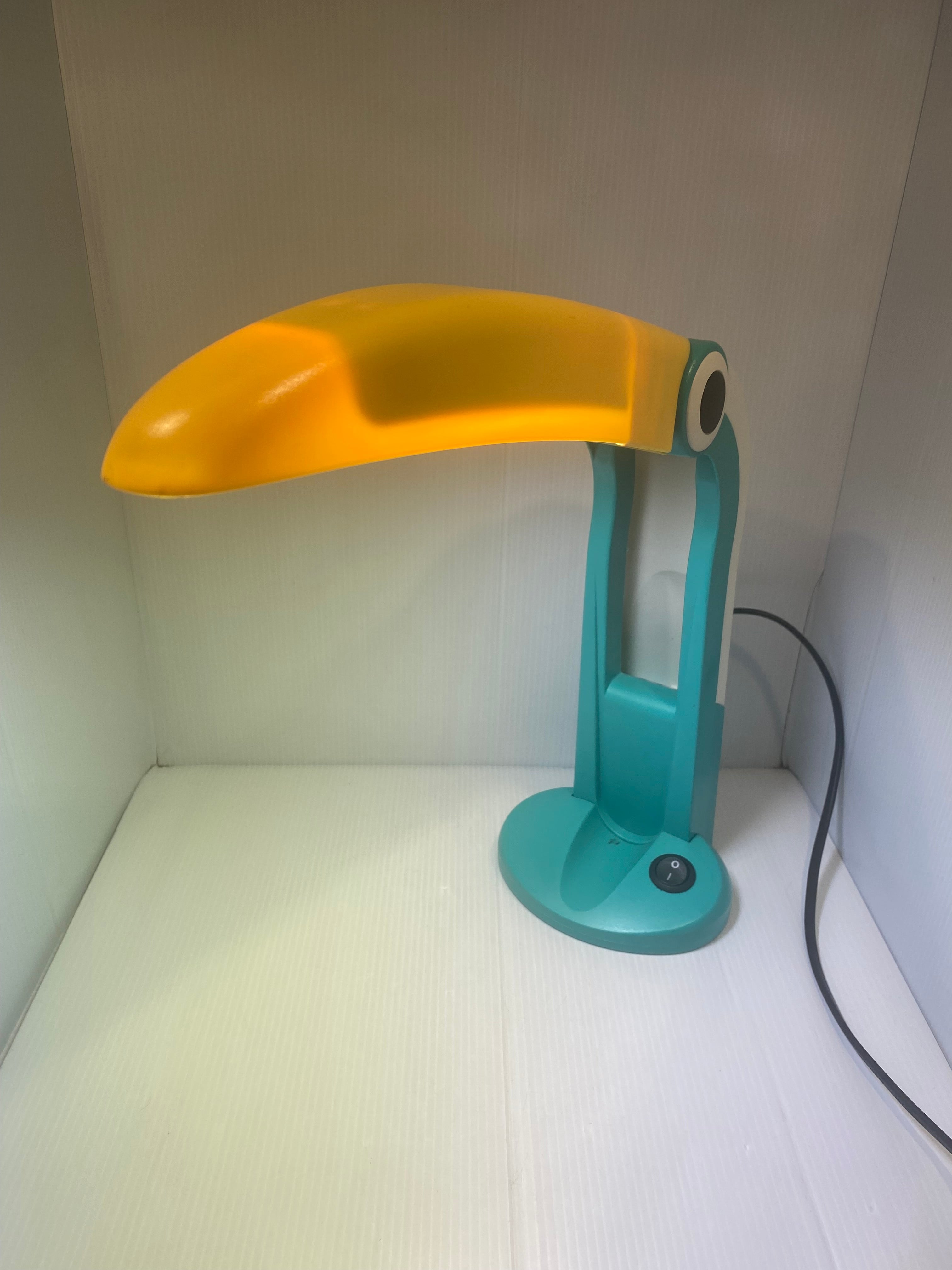 Funny and beautiful Toucan lamp, designed by H.T. Huang in the 80s ...