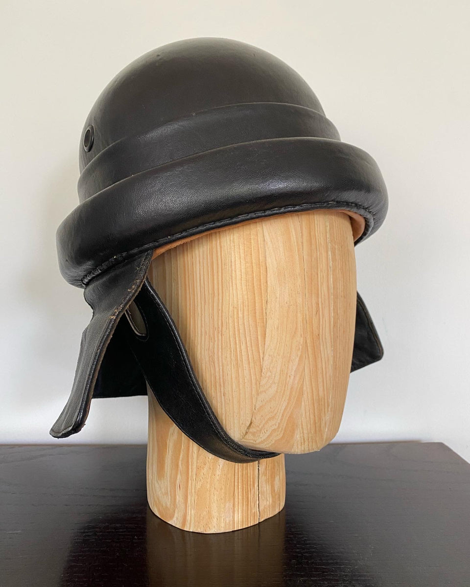 Original Italian Armored Division M35 helmet for tankers and motorcycl ...